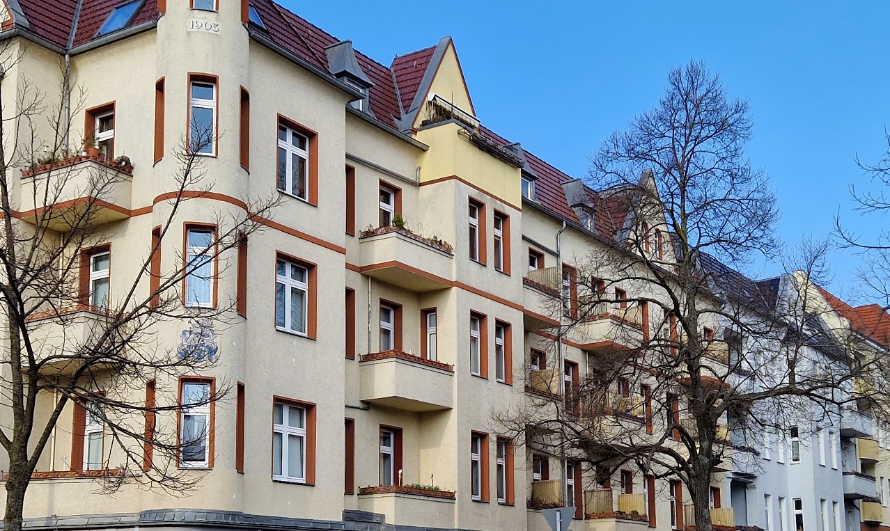 New Report: Migrants in Germany have lower incomes, higher housing ...